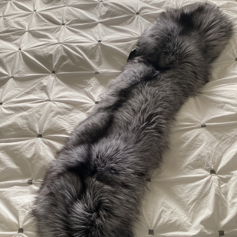 Luxury Real Fox Shawl 43 Inch Long - Gem